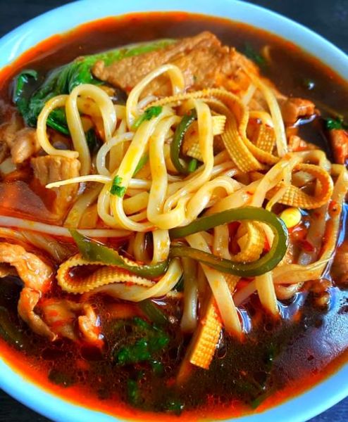 牛肉火锅面怎么做好吃_家常牛肉火锅面做法大全-第1张图片-山城妙识 牛肉火锅面怎么做好吃_家常牛肉火锅面做法大全-第1张图片-山城妙识