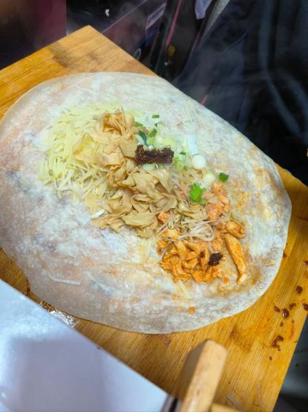 卤肉卷饼饼皮怎么和面_卤肉卷饼饼皮用什么面粉-第2张图片-山城妙识 卤肉卷饼饼皮怎么和面_卤肉卷饼饼皮用什么面粉-第2张图片-山城妙识