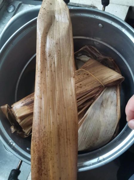 粽子叶怎么处理才能用_新鲜粽叶怎么清洗-第2张图片-山城妙识