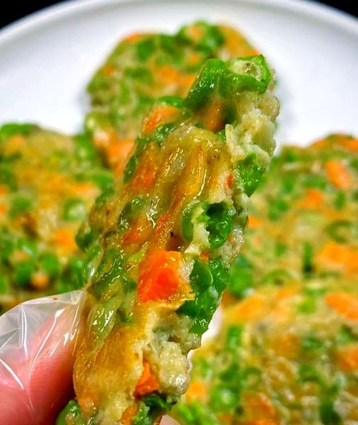 豆角煎蛋饼怎么做_豆角煎蛋饼热量高吗-第1张图片-山城妙识