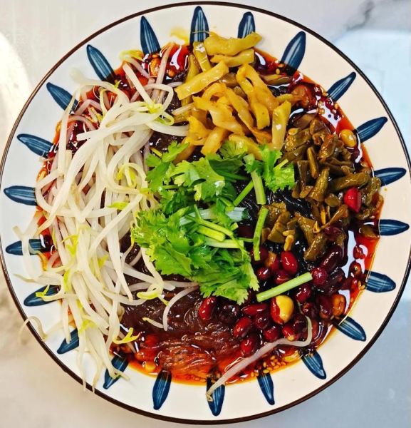 酸辣粉图片大全真实图片_酸辣粉怎么做才够味-第1张图片-山城妙识 酸辣粉图片大全真实图片_酸辣粉怎么做才够味-第1张图片-山城妙识