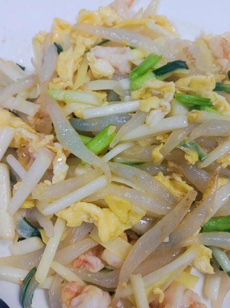 银针粉是什么_银针粉怎么做好吃-第1张图片-山城妙识