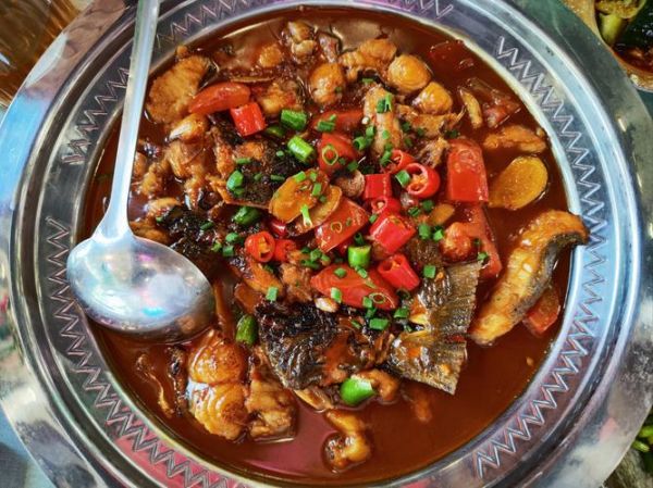 阳朔啤酒鱼哪家好吃_阳朔啤酒鱼图片实拍-第1张图片-山城妙识 阳朔啤酒鱼哪家好吃_阳朔啤酒鱼图片实拍-第1张图片-山城妙识