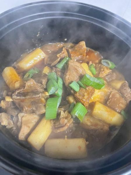 羊肉炖山药怎么做_山药炖羊肉需要焯水吗-第3张图片-山城妙识 羊肉炖山药怎么做_山药炖羊肉需要焯水吗-第3张图片-山城妙识