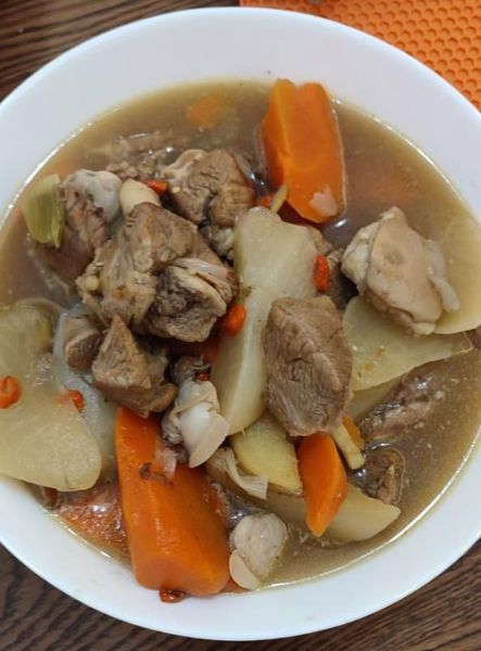 羊肉萝卜汤的做法_羊肉萝卜汤怎么炖不膻-第1张图片-山城妙识 羊肉萝卜汤的做法_羊肉萝卜汤怎么炖不膻-第1张图片-山城妙识