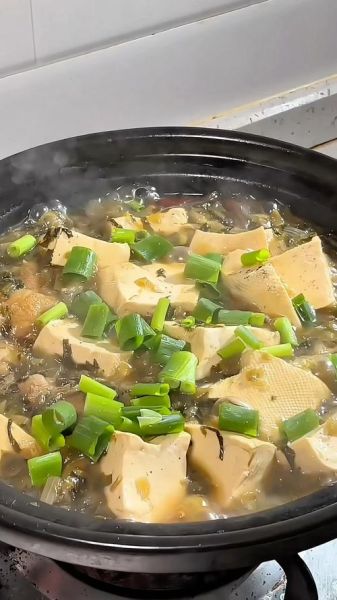雪里蕻炖豆腐怎么做_雪里蕻炖豆腐窍门-第1张图片-山城妙识