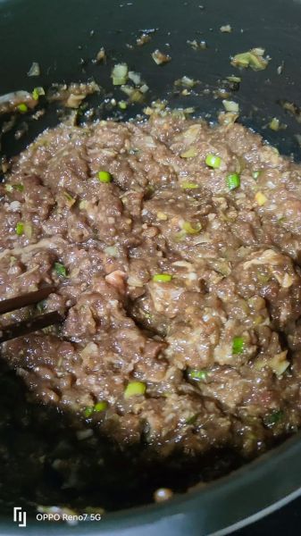 驴肉蒸饺怎么调馅好吃_驴肉蒸饺调馅秘诀-第1张图片-山城妙识
