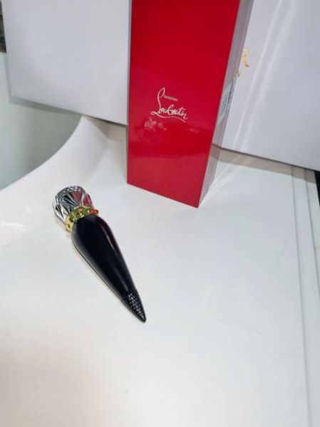 萝卜丁口红为什么那么贵_值不值得买-第2张图片-山城妙识