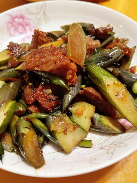 炒红菜苔家常做法_红菜苔怎么炒不苦-第2张图片-山城妙识 炒红菜苔家常做法_红菜苔怎么炒不苦-第2张图片-山城妙识