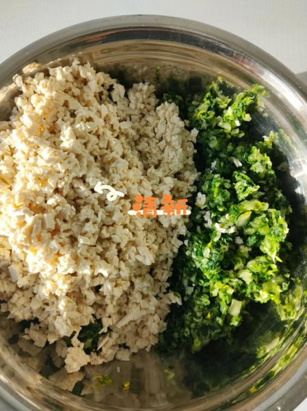 小白菜木耳素馅饺子怎么做_素馅饺子怎么调馅才好吃-第3张图片-山城妙识