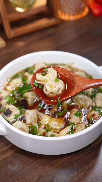清汤馄饨汤怎么做才鲜_汤底不浑的秘诀-第3张图片-山城妙识