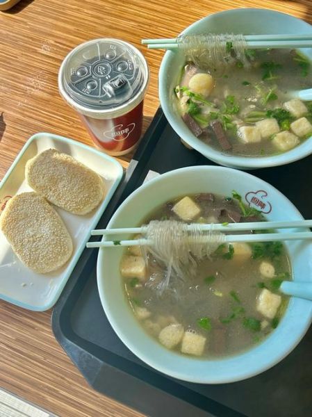 鸭血粉丝汤利润怎么样_鸭血粉丝汤成本多少钱-第3张图片-山城妙识