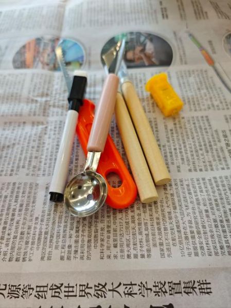南瓜灯怎么做_南瓜灯雕刻步骤图解-第2张图片-山城妙识