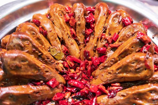 麻辣鸭头怎么做_麻辣鸭头热量高吗-第3张图片-山城妙识
