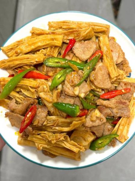 腐竹炒肉丝怎么做_腐竹炒肉丝热量高吗-第2张图片-山城妙识
