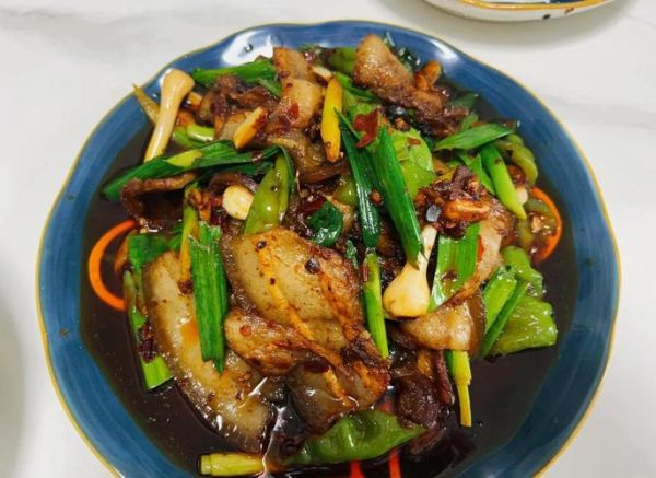 连山回锅肉多少钱一份_正宗连山回锅肉价格-第1张图片-山城妙识