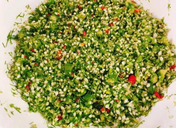 韭菜花酱怎么吃_韭菜花酱的吃法大全窍门-第2张图片-山城妙识