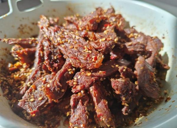 风干牛肉怎么做好吃_风干牛肉家常做法-第3张图片-山城妙识 风干牛肉怎么做好吃_风干牛肉家常做法-第3张图片-山城妙识