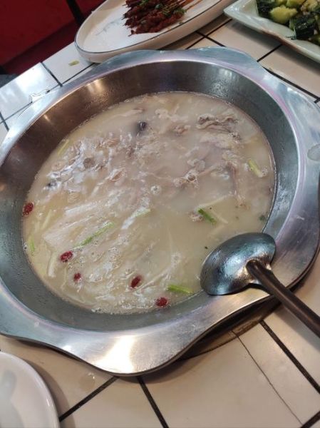 简阳羊肉汤锅哪家好_正宗做法揭秘-第1张图片-山城妙识 简阳羊肉汤锅哪家好_正宗做法揭秘-第1张图片-山城妙识