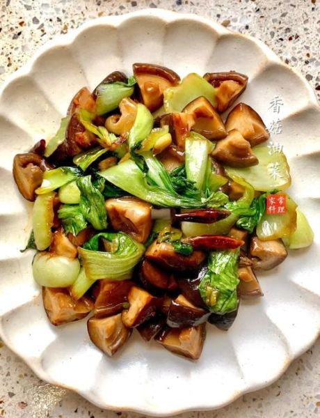 香菇油菜怎么炒好吃_家常香菇油菜的做法步骤-第1张图片-山城妙识 香菇油菜怎么炒好吃_家常香菇油菜的做法步骤-第1张图片-山城妙识