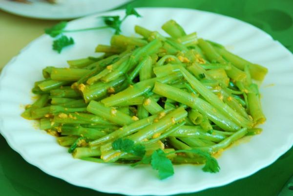 通菜怎么炒不变黑_通菜炒出来发黑的解决方法-第3张图片-山城妙识