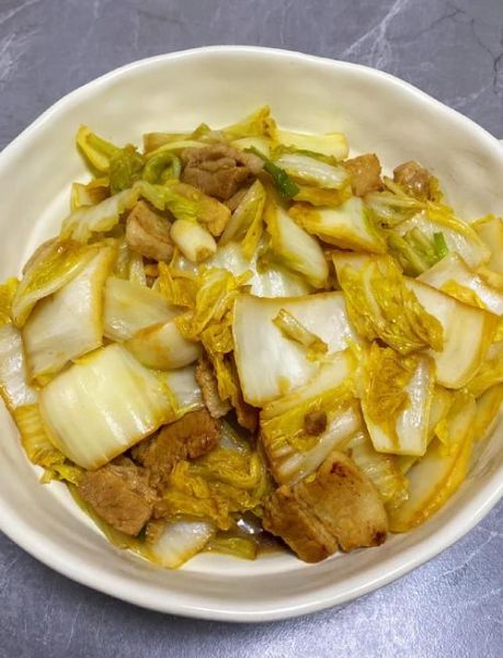 白菜怎么炒好吃又简单_家常炒白菜技巧-第1张图片-山城妙识 白菜怎么炒好吃又简单_家常炒白菜技巧-第1张图片-山城妙识