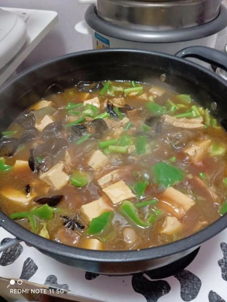 粉皮肉汤怎么做_粉皮肉汤正宗做法-第1张图片-山城妙识 粉皮肉汤怎么做_粉皮肉汤正宗做法-第1张图片-山城妙识