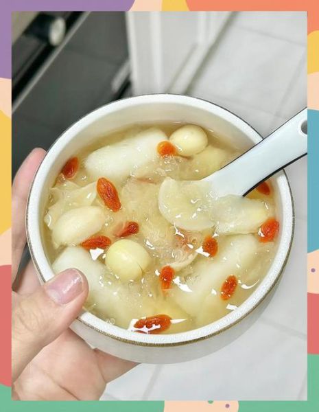 银耳莲子羹的做法_银耳莲子羹用什么材料-第1张图片-山城妙识