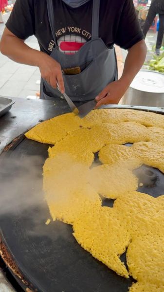 东北玉米面大饼子怎么做_东北玉米面大饼子热量高吗-第2张图片-山城妙识