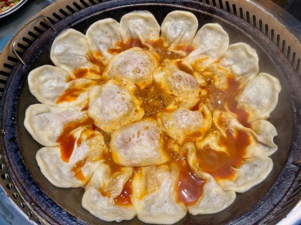 东北锅贴饼子怎么做_正宗东北锅贴饼子做法-第2张图片-山城妙识 东北锅贴饼子怎么做_正宗东北锅贴饼子做法-第2张图片-山城妙识