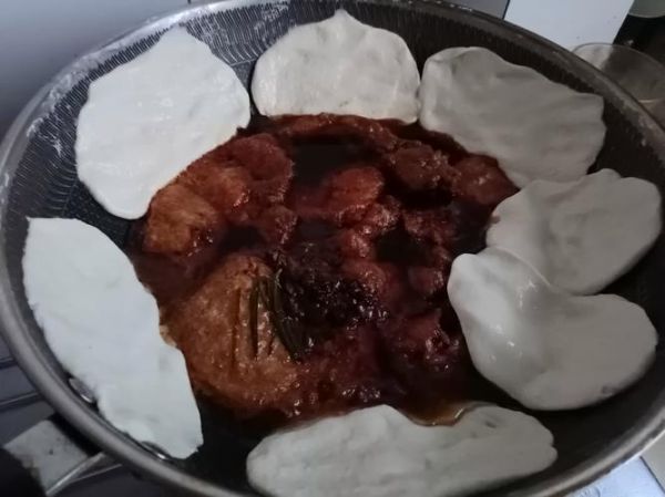 东北锅贴饼子怎么做_正宗东北锅贴饼子做法-第3张图片-山城妙识 东北锅贴饼子怎么做_正宗东北锅贴饼子做法-第3张图片-山城妙识