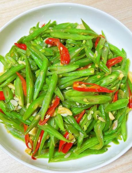 素炒干煸四季豆怎么做_四季豆要不要焯水-第1张图片-山城妙识 素炒干煸四季豆怎么做_四季豆要不要焯水-第1张图片-山城妙识