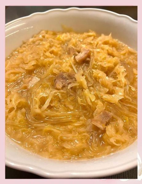 猪肉酸菜炖粉条怎么做_酸菜炖粉条用哪种粉条-第3张图片-山城妙识