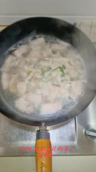 高压锅红烧肉炖土豆怎么做_高压锅红烧肉炖土豆多久-第3张图片-山城妙识