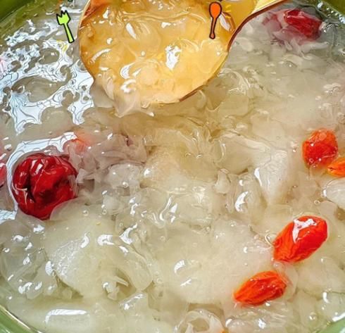 银耳怎么泡发_银耳泡发多久才软糯-第3张图片-山城妙识