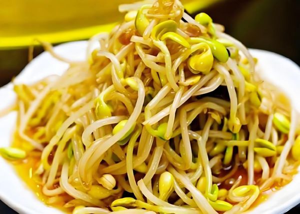 豆芽怎么炒才好吃_豆芽焯水几分钟才脆-第1张图片-山城妙识