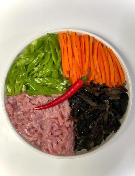 鱼香肉丝怎么做_正宗鱼香肉丝做法视频-第1张图片-山城妙识