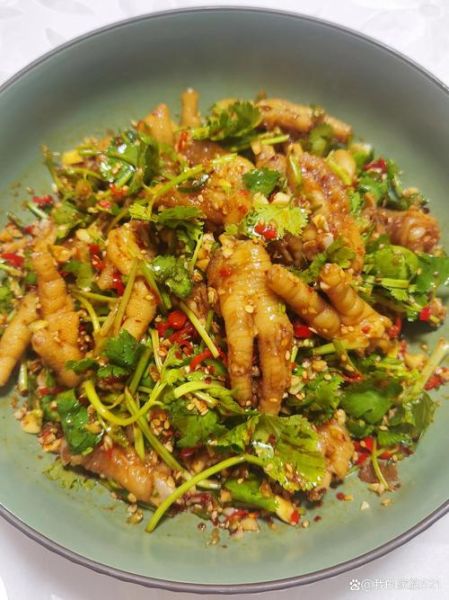 家常凉拌鸡爪怎么做_家常凉拌鸡爪配料有哪些-第3张图片-山城妙识