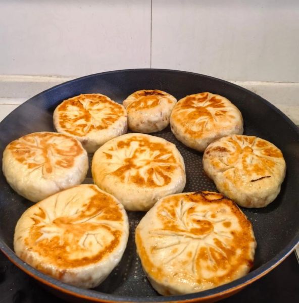 馅饼怎么做才酥脆_馅饼制作视频教程-第2张图片-山城妙识