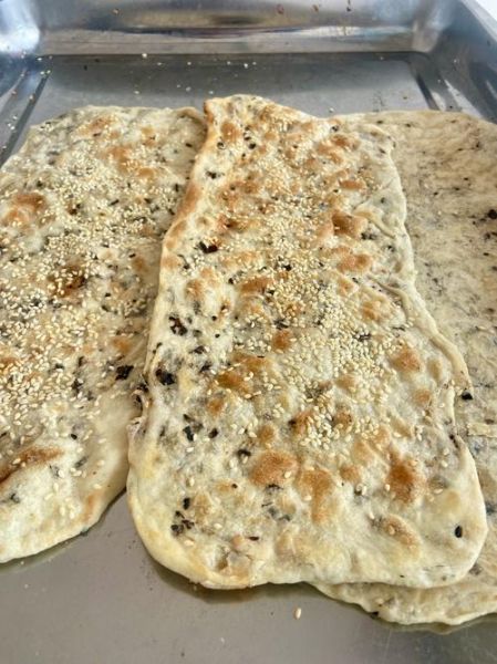 霉干菜烧饼作品全集_有哪些必看经典-第2张图片-山城妙识