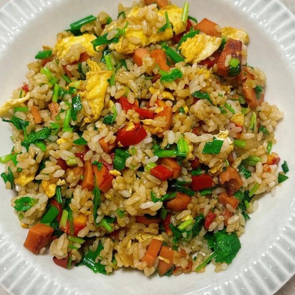 鸡蛋炒饭怎么炒_鸡蛋炒饭先炒蛋还是先炒饭-第1张图片-山城妙识