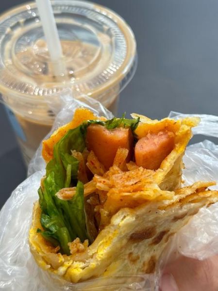 鸡蛋灌饼怎么做_鸡蛋灌饼的做法视频-第1张图片-山城妙识