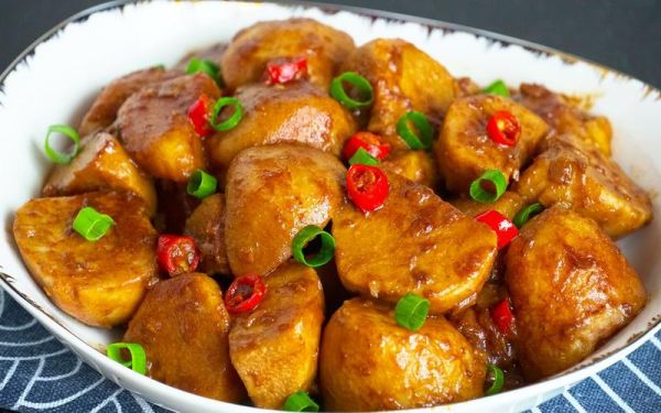 红烧芋头怎么做好吃_红烧芋头做法窍门-第3张图片-山城妙识