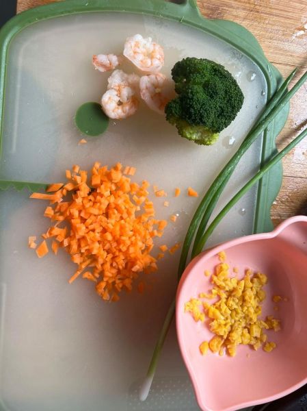 虾仁粥怎么做给宝宝吃_宝宝辅食虾仁粥做法-第3张图片-山城妙识