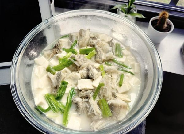 龙头鱼豆腐汤的做法_龙头鱼豆腐汤的营养价值-第3张图片-山城妙识
