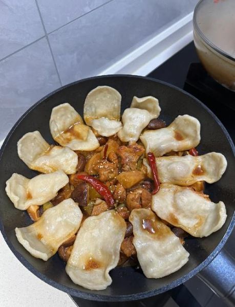 地锅鸡图片大全高清_地锅鸡怎么做才正宗-第1张图片-山城妙识