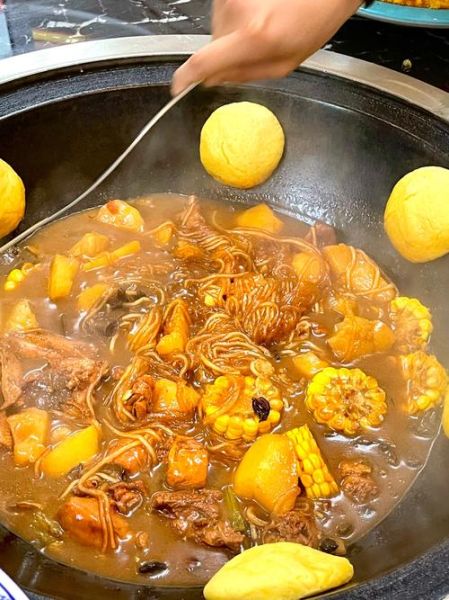 铁锅柴鸡怎么做_铁锅柴鸡哪里最正宗-第2张图片-山城妙识