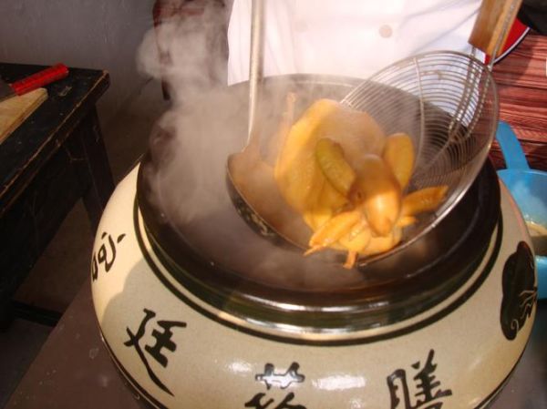桂花坛子鸡怎么做_桂花坛子鸡配方-第1张图片-山城妙识