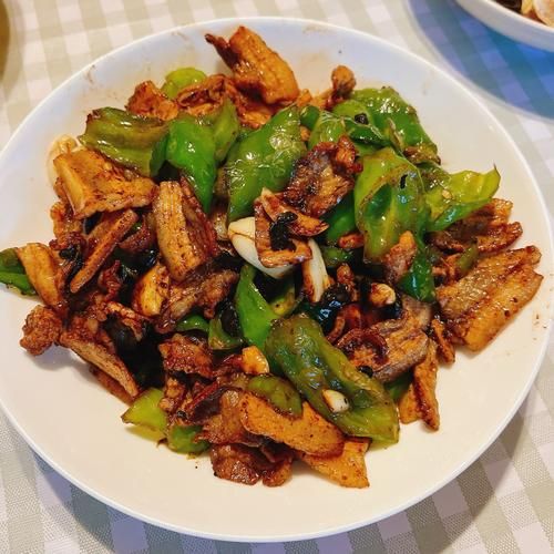 正宗农家小炒肉怎么做_小炒肉用什么肉最好-第3张图片-山城妙识