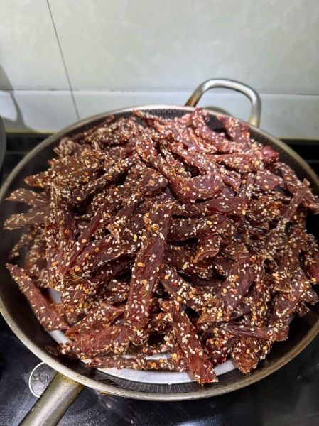 麻辣肉干怎么做_麻辣肉干家常做法-第1张图片-山城妙识
